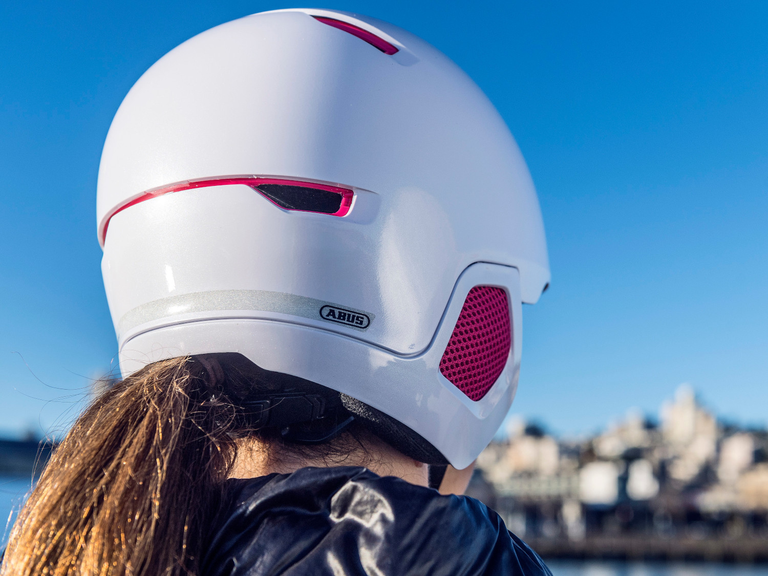 Abus rüstet Velofahrer für den Winter