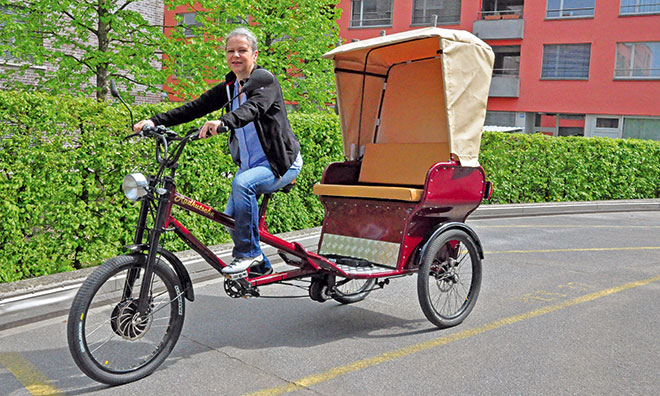 Die Rikscha sprengt die Norm